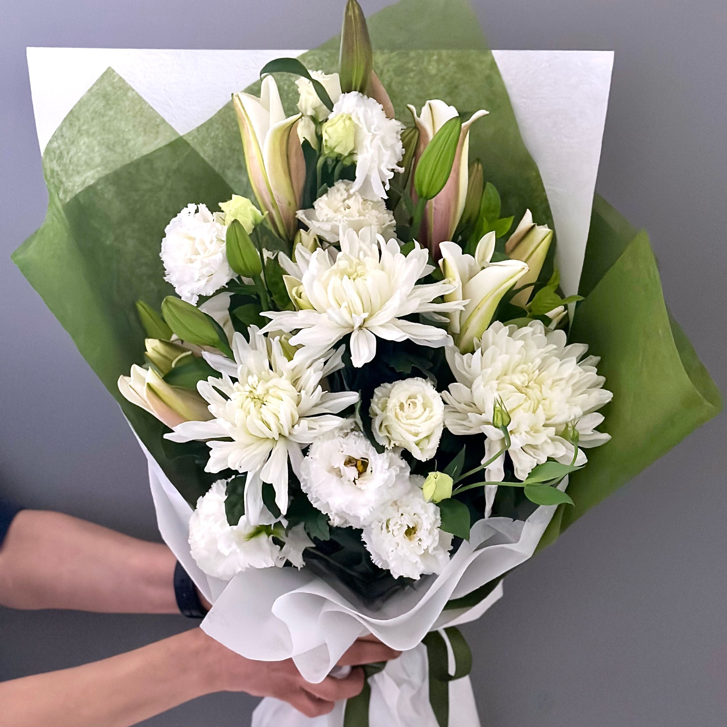 White Lily Flower Bouquet "Respectful Love" - Default Title